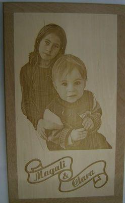 Photogravure sur multitude de surfaces, Grav-I-Tech.